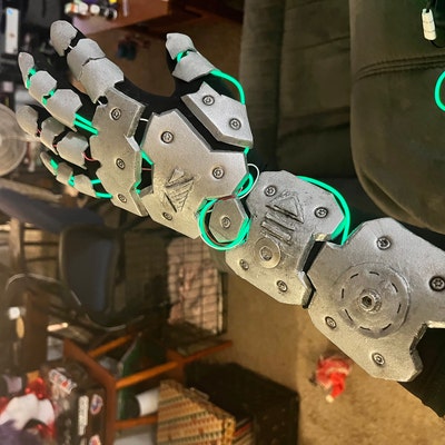 Custom Armored Robot Hand DOWNLOADABLE PATTERN - Etsy