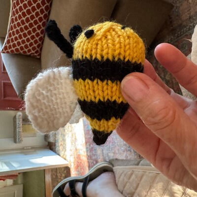 Honey Bee Knitting Pattern, Knit Bumble Bee Diy Tutorial for Bee Baby ...
