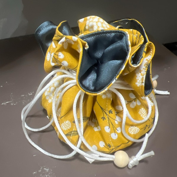 Pebble Sling Bag, Mini Sling, Highland Cow Backpack, Convertible ...