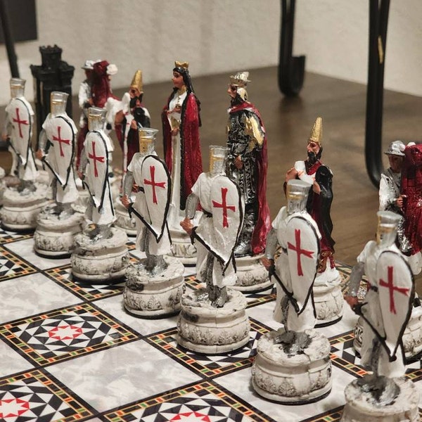 Knights Templar Chess Set Historical Game Chess Set Crusaders Chess ...
