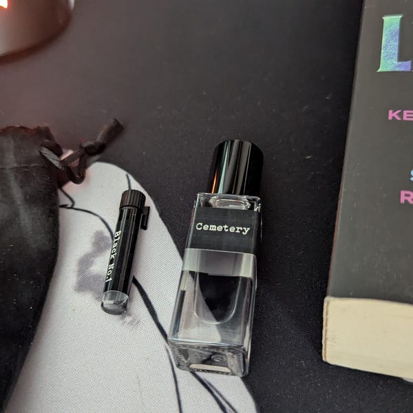 HAUNTED, Gothic Fragrance, Perfume Oil, Witchy Scents - Etsy