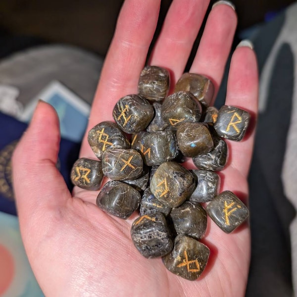 Rune Stones Gift Set Includes 21 Page Guide Book and Free Bag ...