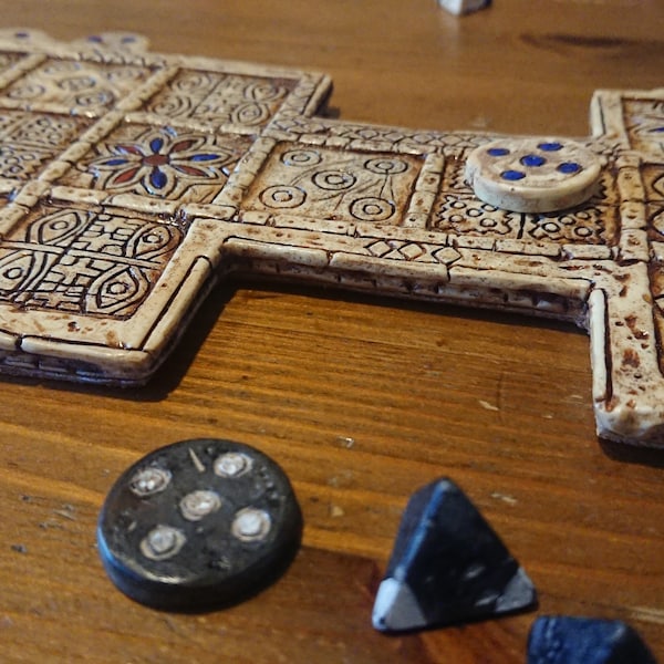 The Royal Game of UR Board, Minimalist Flat Boardgame, First Boardgame ...