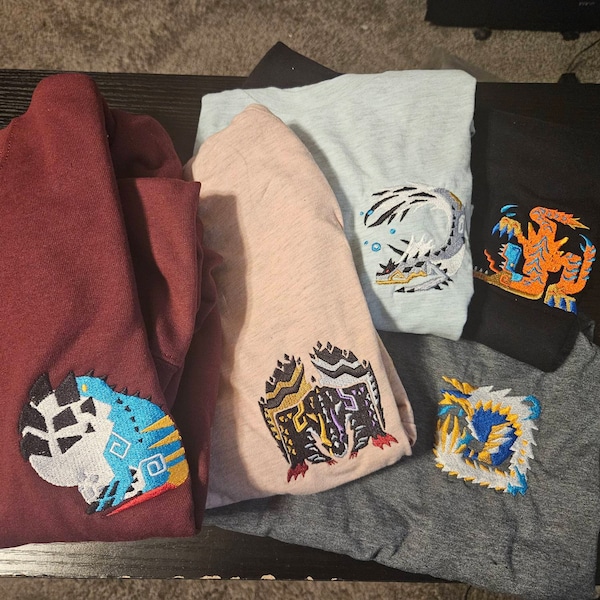 Monster Hunter World Sweatshirt, Gaming Shirt, Gift for Him, Gift for ...