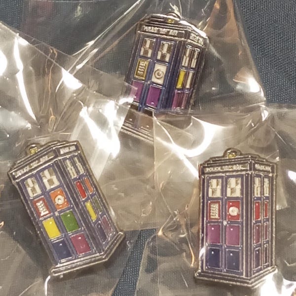 Rainbow Pride Police Box Lgbt Enamel Pin Lgbt Lapel Pin Kawaii Pins Set ...
