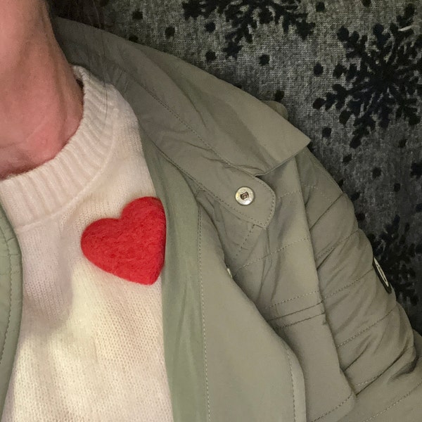 Small Pale Pink Heart Pin - Mother's Day Heart Brooch - Felt Heart ...