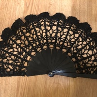 Crown of Petals Crochet Hand Fan Pattern - Hand Fan Crochet Pattern ...