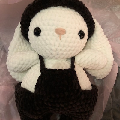 Sitting Giraffe Plushie - Etsy