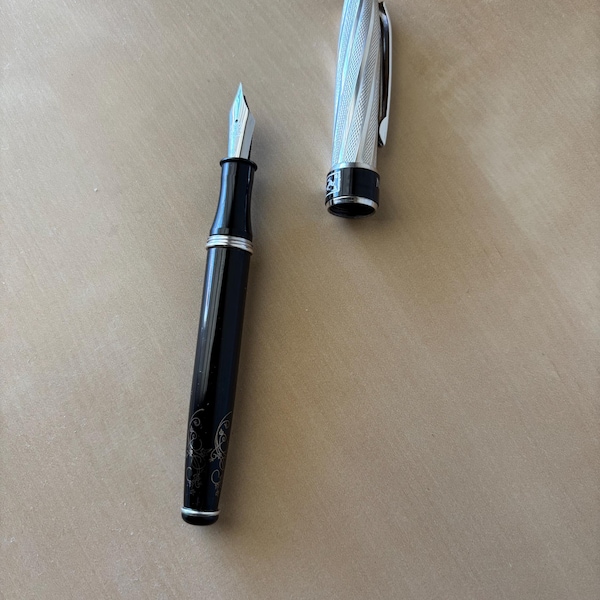 Ocean Blue Stingray Leather Fountain Pen With Sterling Silver Grip ...
