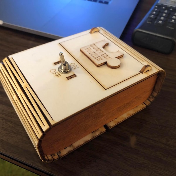 Useless Machine 2.0 - Etsy