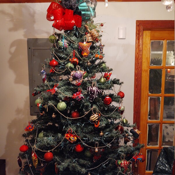 Map of Africa 4 Piece African Keepsakes Ornaments, Holiday Tree ...