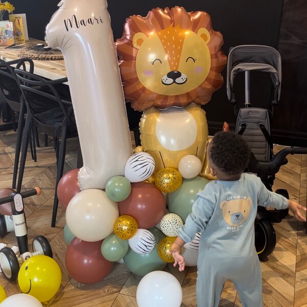 High Quality Large Lion Balloon Sculpture, Any Number, Safari Balloon ...