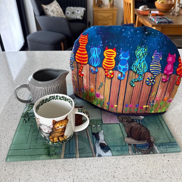 Squirrels Tea Cosy, Handmade Insulated Wildlife Nature Tea Cozy for Tea ...