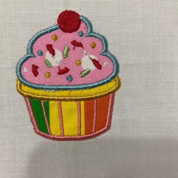 Cupcake Applique Design / Cupcake Embroidery Design / 9 Sizes ...
