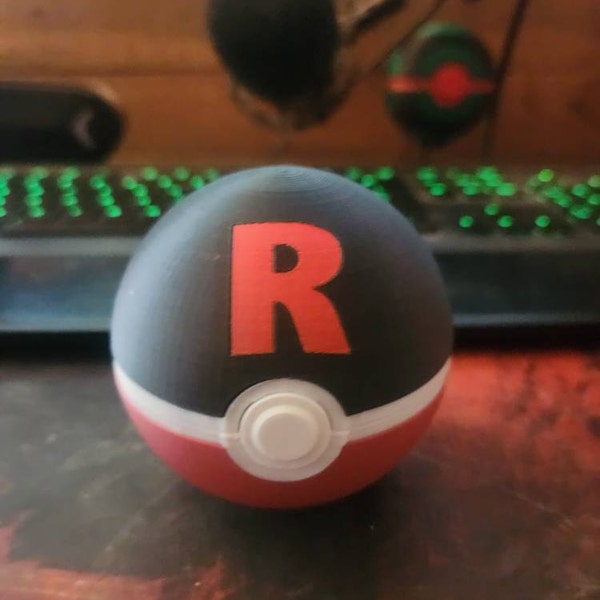 Pokeball Dice Box / GS Ball, Premier Ball, Ultra Ball, Masterball ...