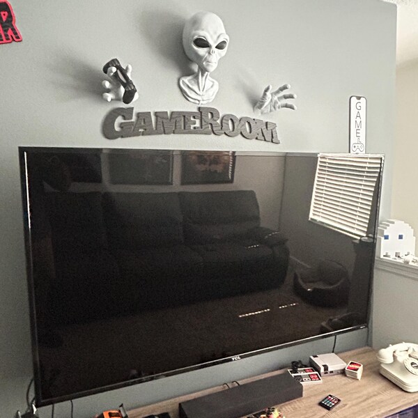 Alien Wall Art Mount 3d-printed Headphone Mount| Greys UAP UFO - Etsy