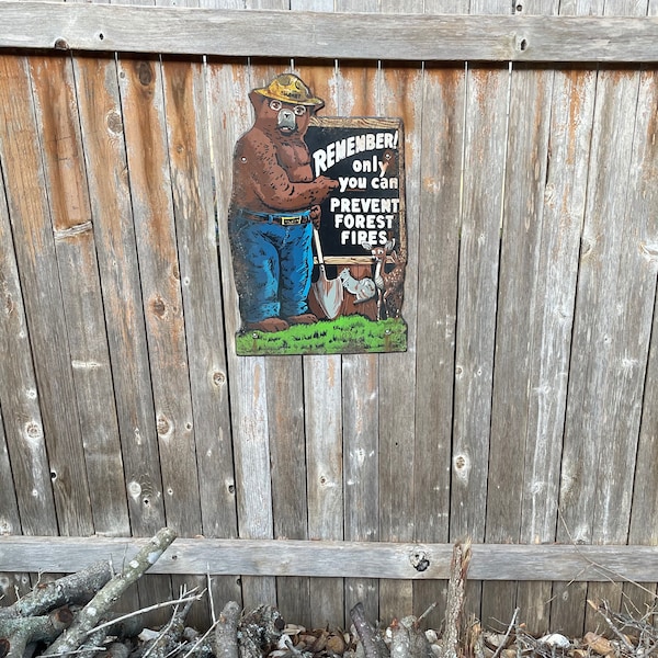SMOKEY THE BEAR Vintage Faux Metal Sign - Etsy