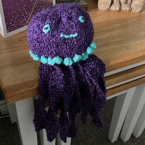 Mini Mince Pie Knitting Kit - Etsy UK