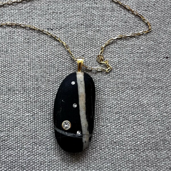 Personalized Pebbles Necklace. Diamond Gold Stone Necklace With ...