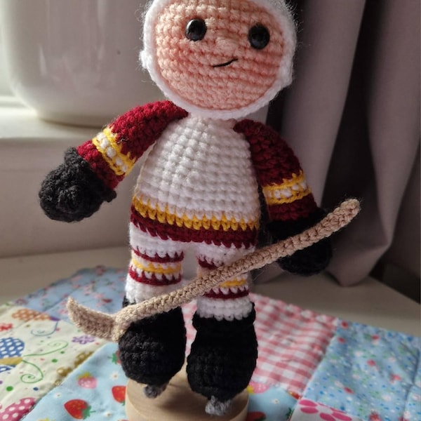 CROCHET PATTERN: Hockey Player Amigurumi Crochet Pattern - Etsy Canada