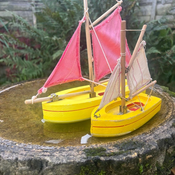Pond Yacht by Giner - Etsy