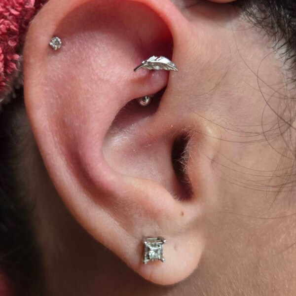 16G Tiny Shell Flower Stud Earring Helix Conch Cartilage Ear Studs ...