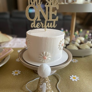 One Cake Topper I Am One First Birthday Party Decoration - Etsy
