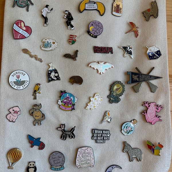 Shark & Ray Pin Pair - Whale Shark and Manta Ray - Set of Enamel Pins ...