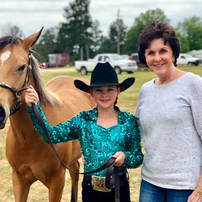 Long May She Wave Patriotic Rodeo Queen Shirt Sizes Child 5/6 Adult ...
