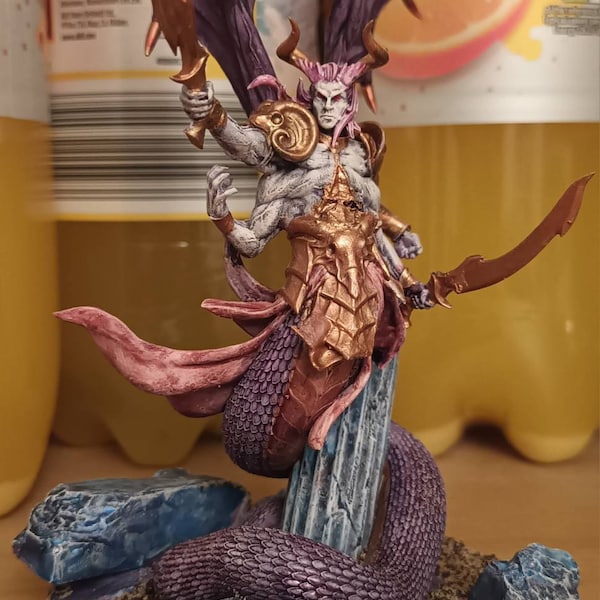 Maria the Rolling Bunker 3D Printed Resin Miniature by Filamentio - Etsy