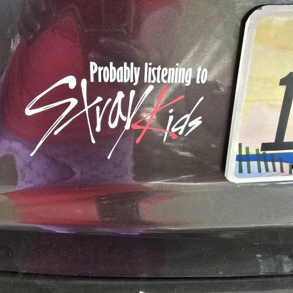 Listening to STRAY KIDS Decal - Etsy