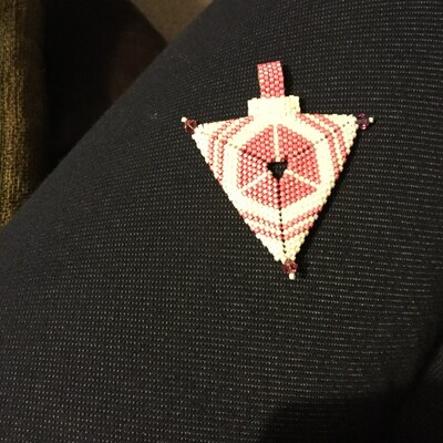 Triangular Herringbone and Peyote Beaded Bail for Focal Beads and ...