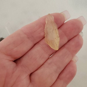 LIBYAN DESERT GLASS, Raw Crystal, Rare, Metaphysical, Healing Crystals ...