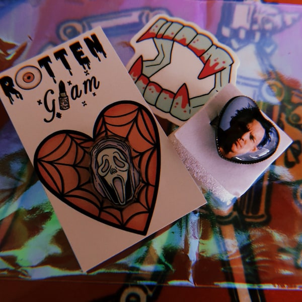 Heart Shape 25mm Rings - Etsy