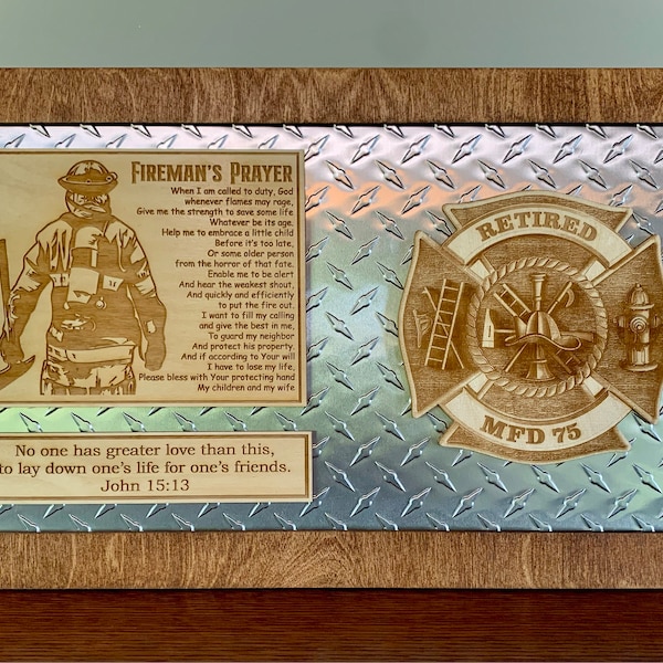 USMC KA-BAR Knife Display, Marine Corps Boot Camp Graduation Plaque ...
