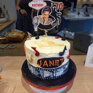 12 Gold Glittery Music Notes Edible Sugar Cake Decorations / - Etsy