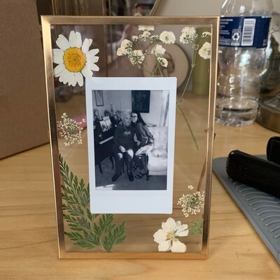 Pressed Flower Picture Frame and Custom Message Gold Hanging - Etsy