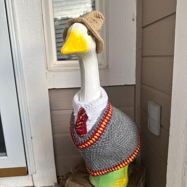 Porch Goose Peppermint Sweater - Etsy