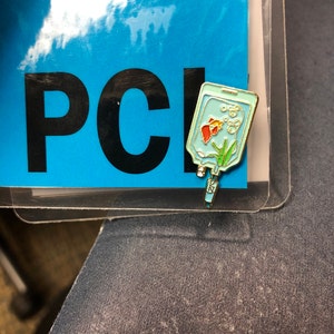 Urine Good Hands Kidney Transplant Pin Urology/ Kidney - Etsy