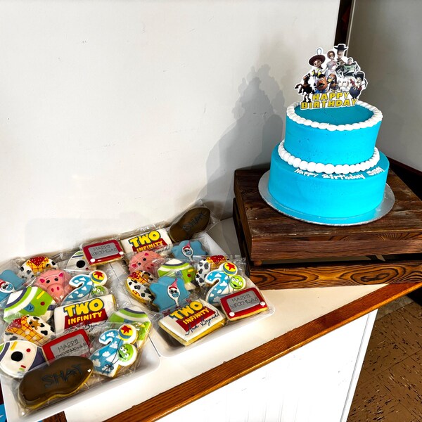 1 Dozen ‘boxing Birthday’ Themed Royal Icing Sugar Cookies. - Etsy