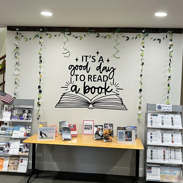 Bathroom Woman Sign Decal, Bathroom Door Decal, Bathroom Door Sign ...