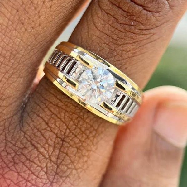 Round Cut Moissanite Men's Ring, Solid Gold Ring for Men, Men's Lab ...