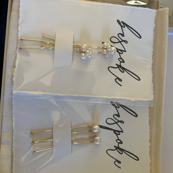 Scattered Flower Bud Hair Comb | Simple and Modern Wedding Accessories ...