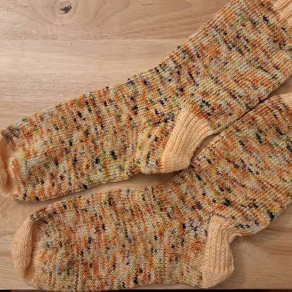 Toe Beans, Sock Club, 85/15 Superwash Merino/nylon Blend, 480 Meters ...