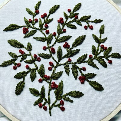 Holly Embroidery Kit, December Flower Embroidery Kit, DIY Embroidery ...