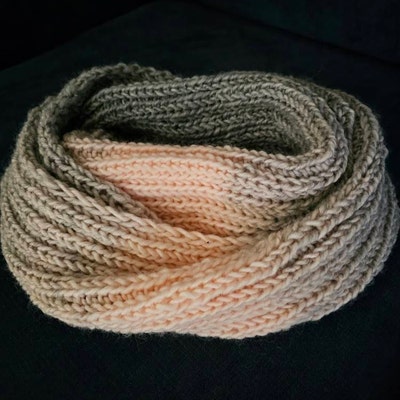 Knit Infinity Scarf Pattern Beginner Knitting Pattern Easy Knit Scarf ...