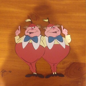 Tweedledum and Tweedledee, Alice in Wonderland Tweedles, Tweedles Die ...
