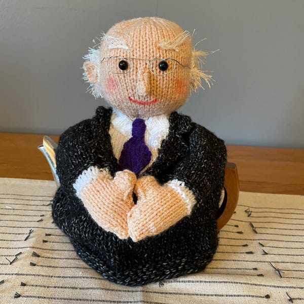 Knitting Pattern. PDF Digital Download. Mrs Claus Shelf Sitter Pattern ...