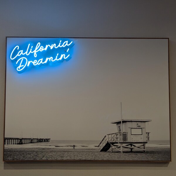 California Dreamin' Neon Sign Light Office Living Room Interior Design ...