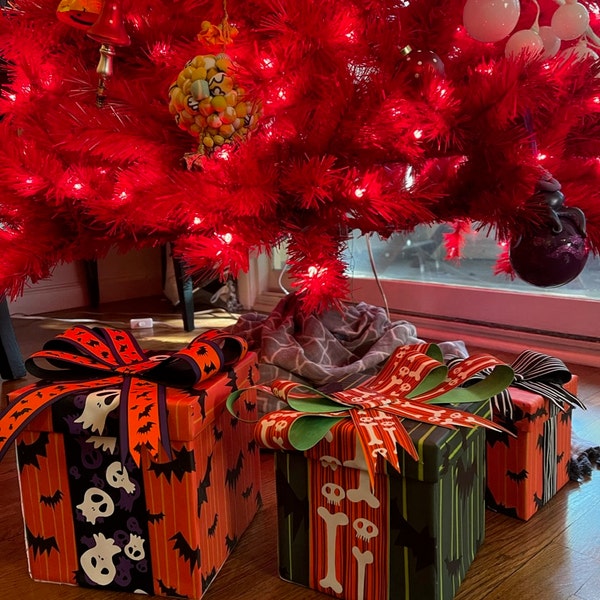 Haunted Mansion Holiday Squiggly Stripe Ribbon - Etsy